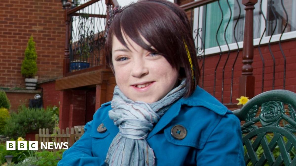 BBC reality star Jazz Burkitt dies aged 28 - BBC News
