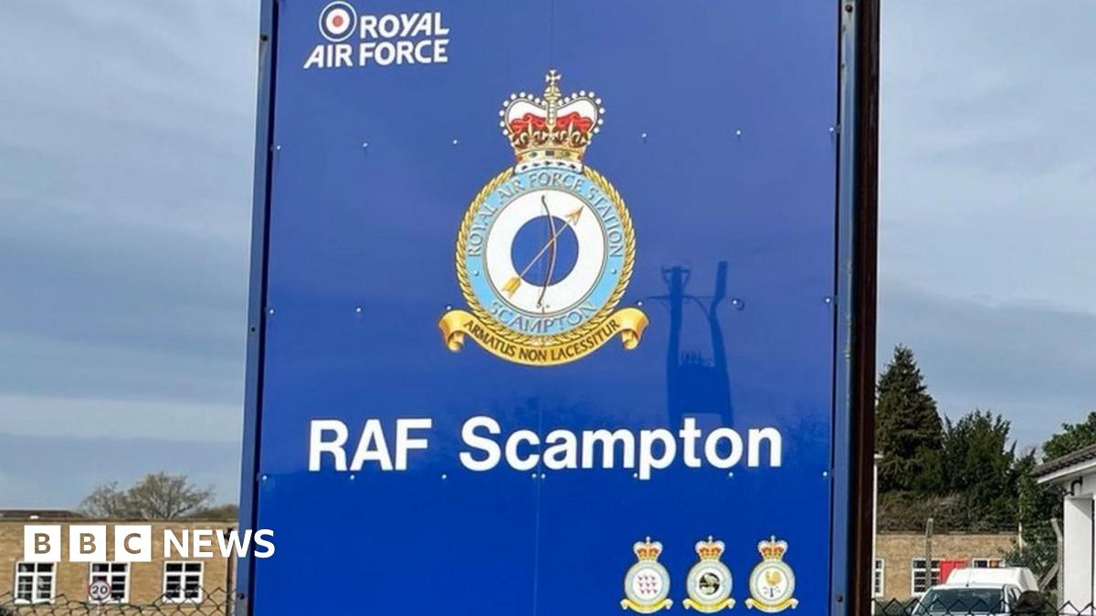 RAF Scampton: Further disorder reported at asylum camp - BBC News