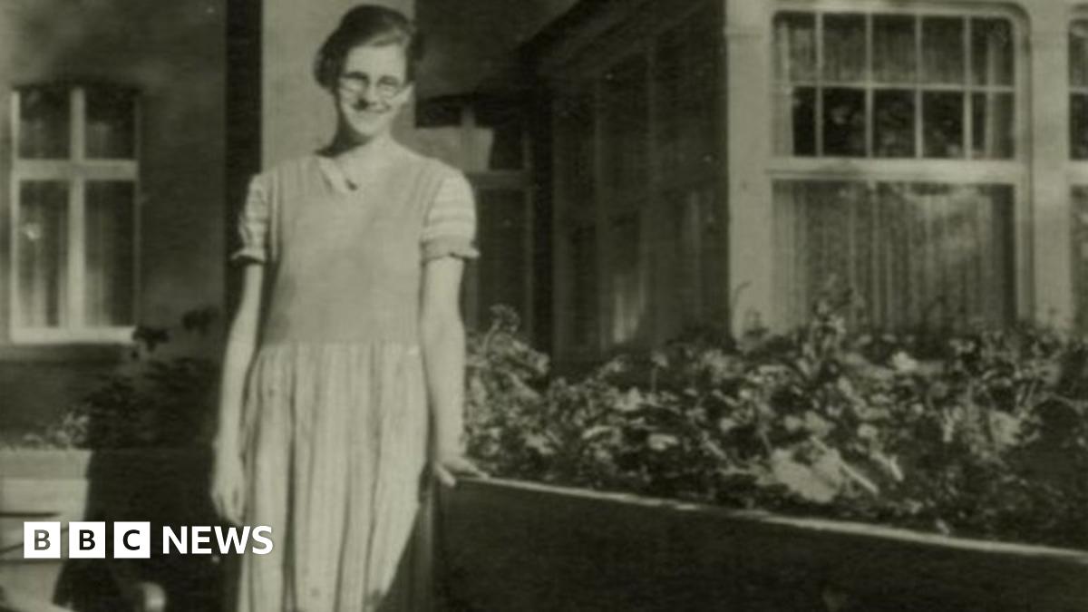 Remembering the Holocaust's forgotten victims - BBC News