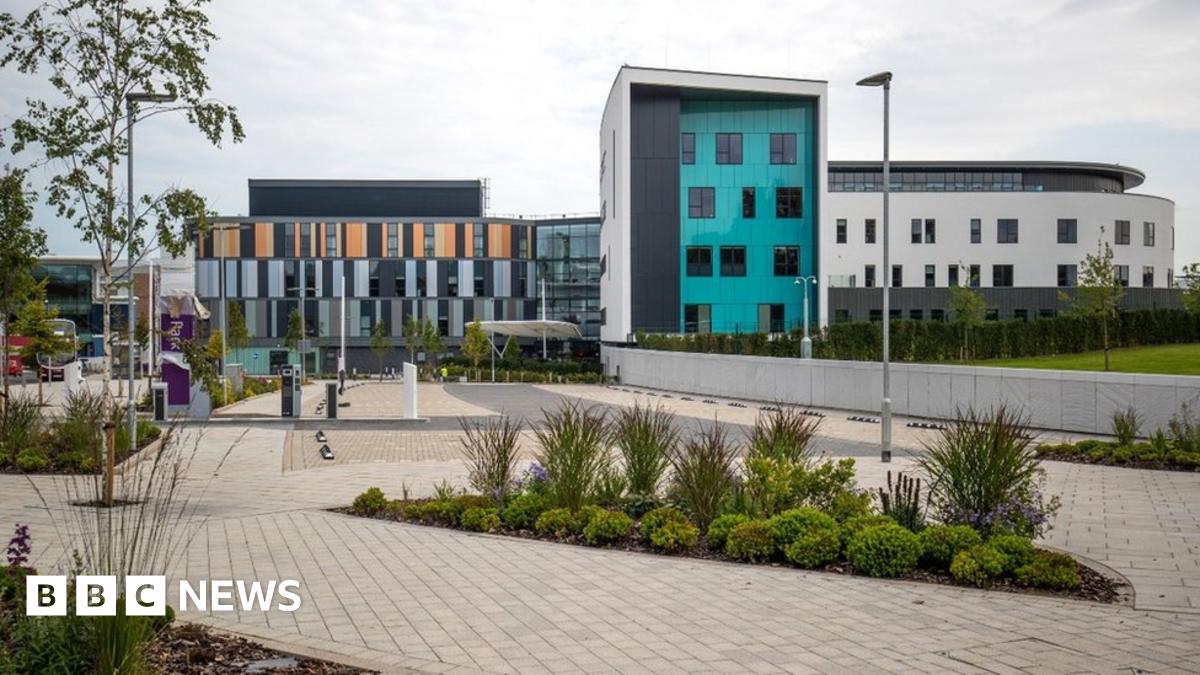 Scottish Hospitals Inquiry hearings postponed - BBC News