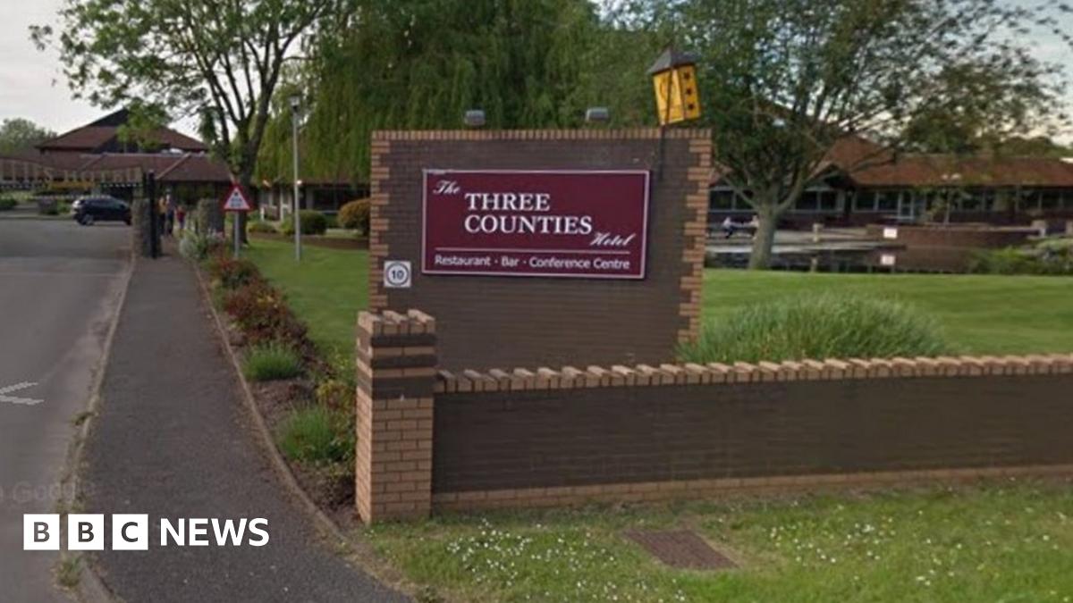 New Lidl plan for Hereford asylum-seeker hotel site - BBC News