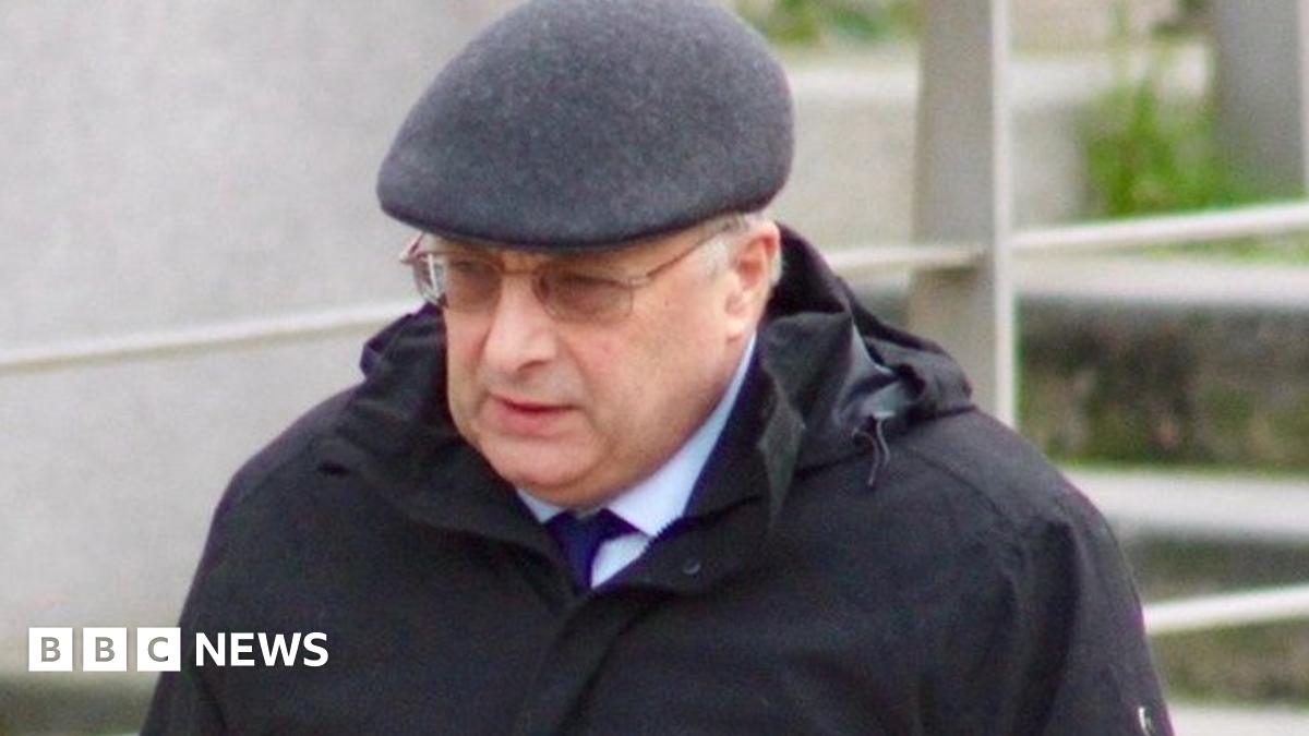 Teacher who abused Liverpool schoolgirl jailed - BBC News