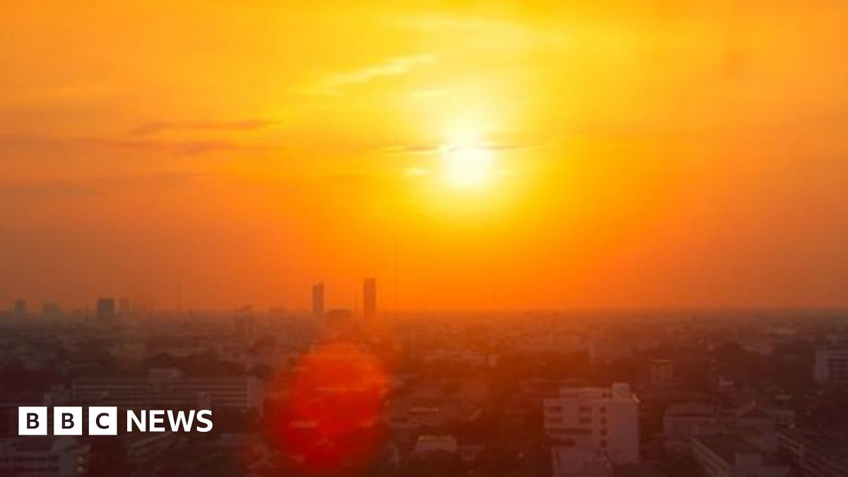 Climate change: World heading for warmest decade, says Met Office - BBC ...