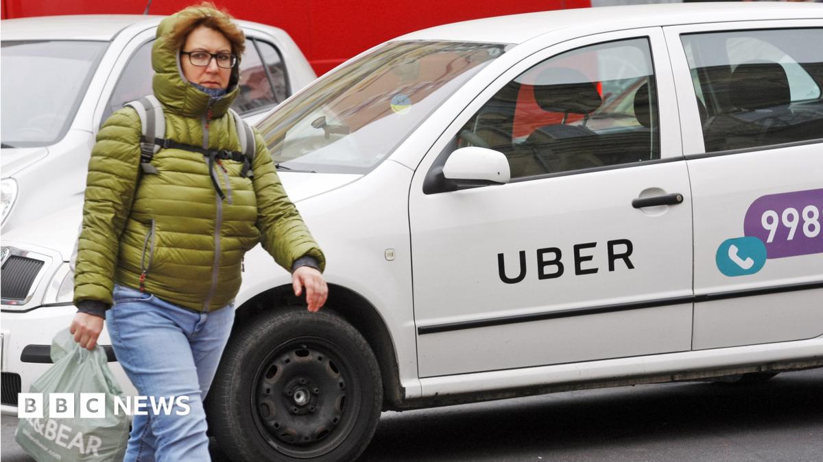Uber loss tops $1bn ahead of planned IPO next year - BBC News