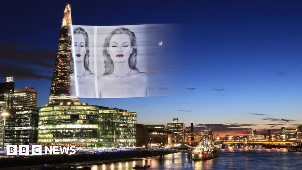 How giant digital adverts could soon be in our cities - BBC News