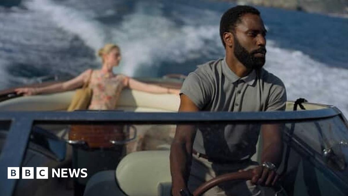 Tenet: Trailer for Christopher Nolan film arrives minus release date - BBC News