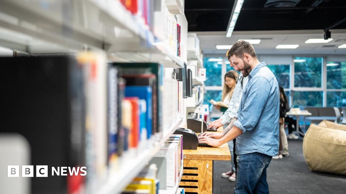 Surrey County Council to launch 'super access libraries' - BBC News