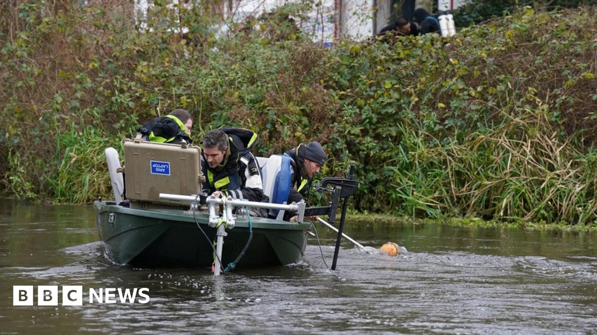 Gaynor Lord: Police find body in search for missing Norwich mum - BBC News