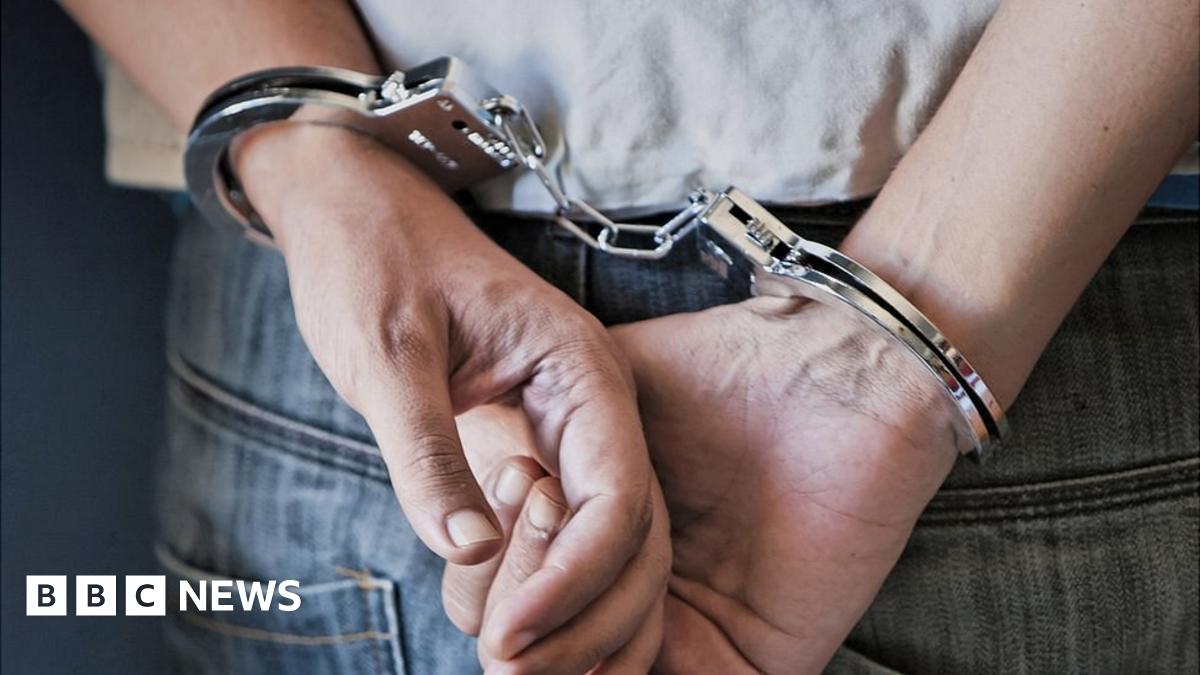 Offender scheme 180 Degrees 'may increase crimes' - BBC News