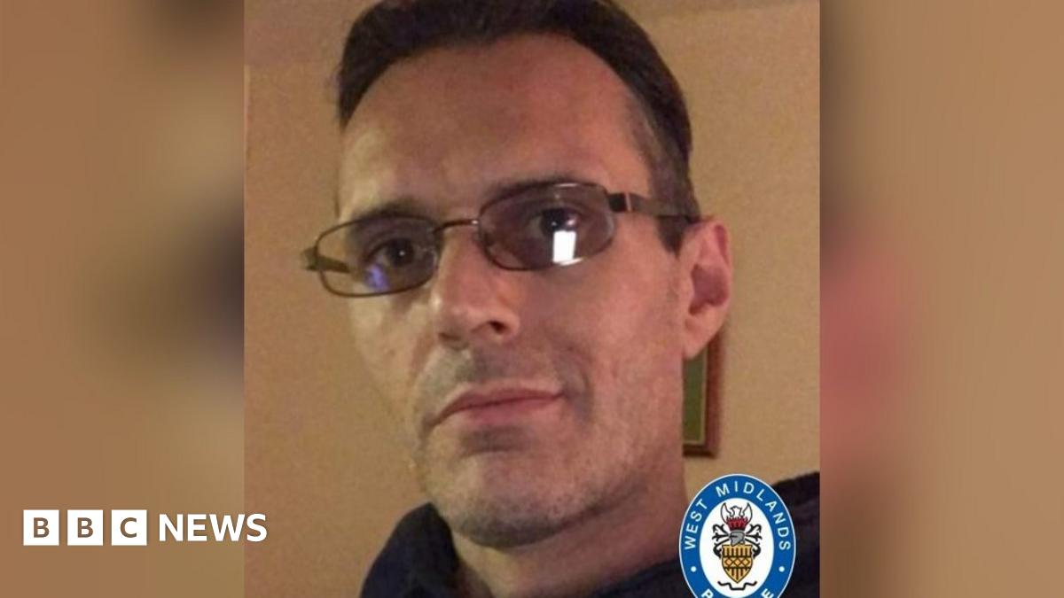 Man charged with murder of 'proud' father in Wolverhampton - BBC News