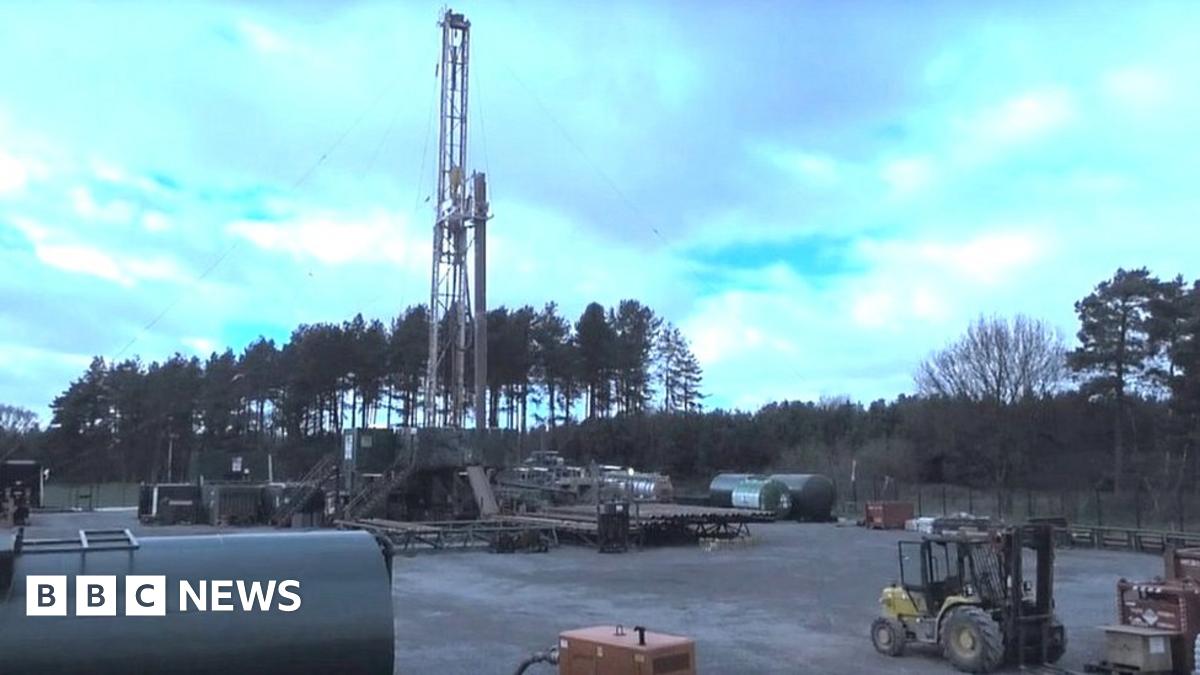 Wressle oil drilling plans approved - BBC News