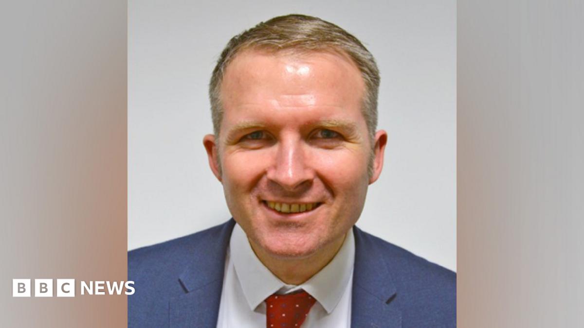 Doncaster to get new health boss after MBE winner retires - BBC News