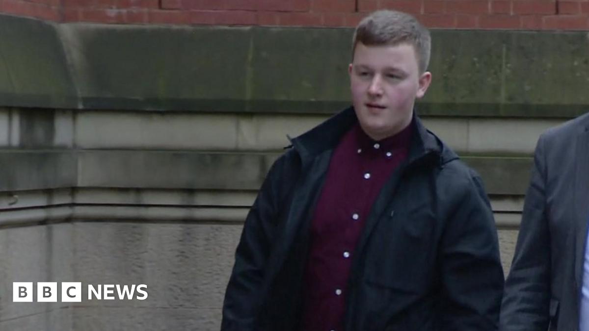 Amazon cyber attack student given suspended sentence - BBC News