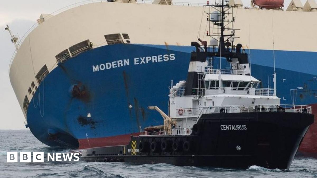 Modern Express ship 'successfully towed from French coast' - BBC News