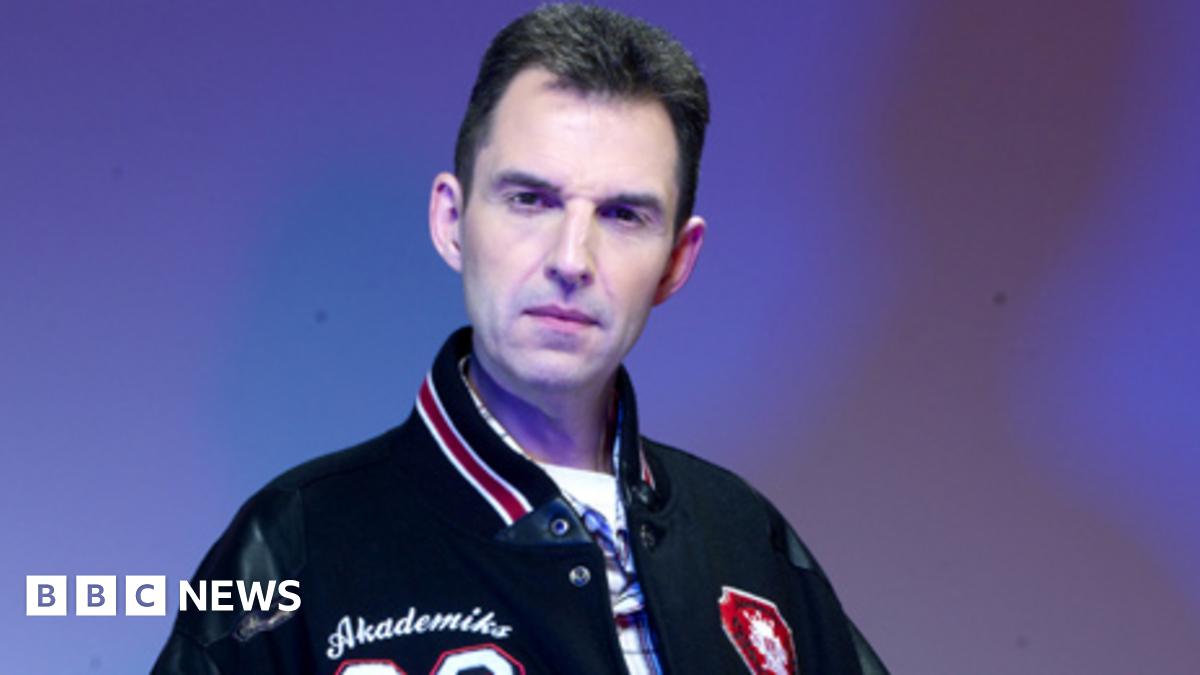 1Xtra DJ Tim Westwood 'offered Dancing On Ice spot' - BBC News