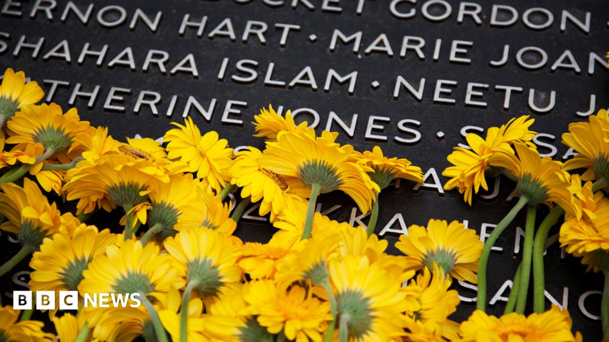 7 July London bombings: The world on a train, 10 years on - BBC News