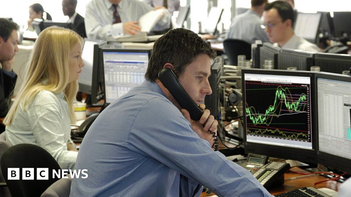 Coronavirus: What's the future for the office? - BBC News