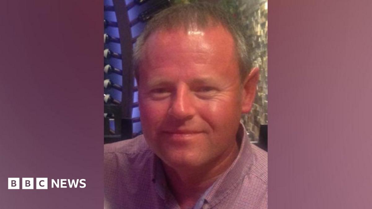 Driver killed by falling tree during storm near Forfar named - BBC News