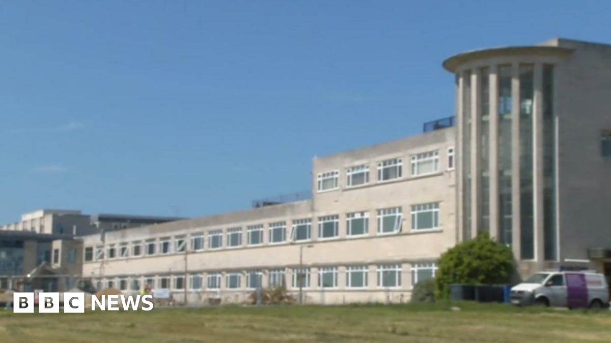 Portland academy school: MoD weapons site turned into campus - BBC News