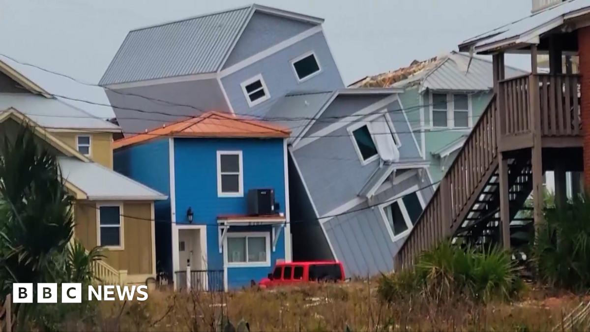 Deadly storms across the US deliver tornadoes, snow and flooding - BBC News
