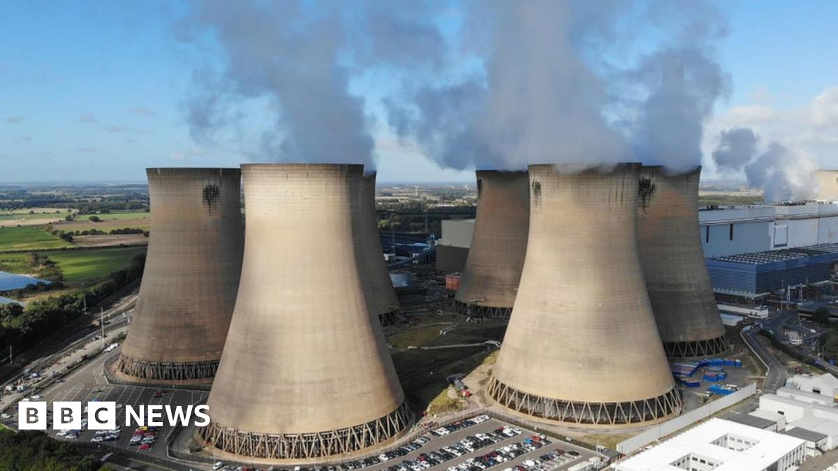 The 'green' row over the UK's largest renewable power plant - BBC News
