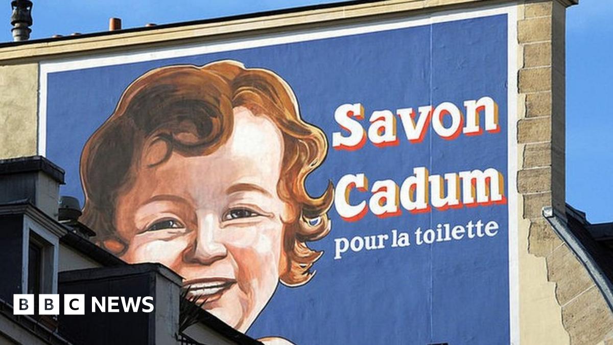 The dying art of French adverts painted on walls - BBC News