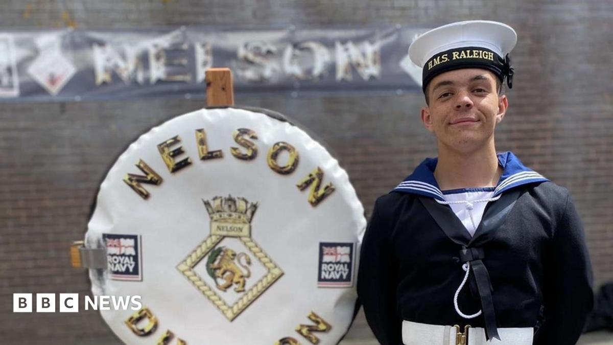 Pride expressed over military personnel at Queen's funeral - BBC News
