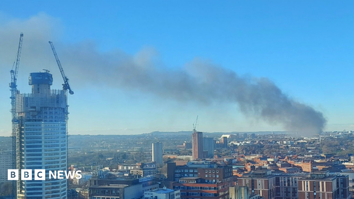 Smethwick shredder blaze tackled by dozens of firefighters - BBC News