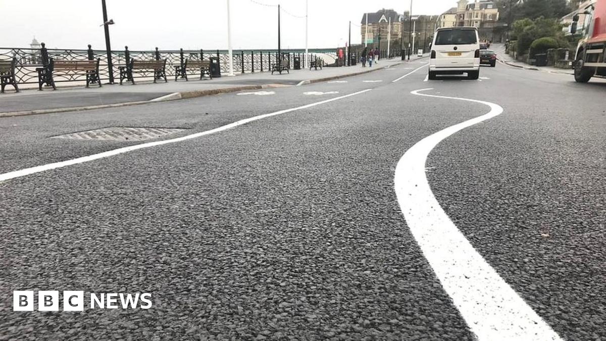 Clevedon seafront wiggly line scheme £1.1m over budget - BBC News