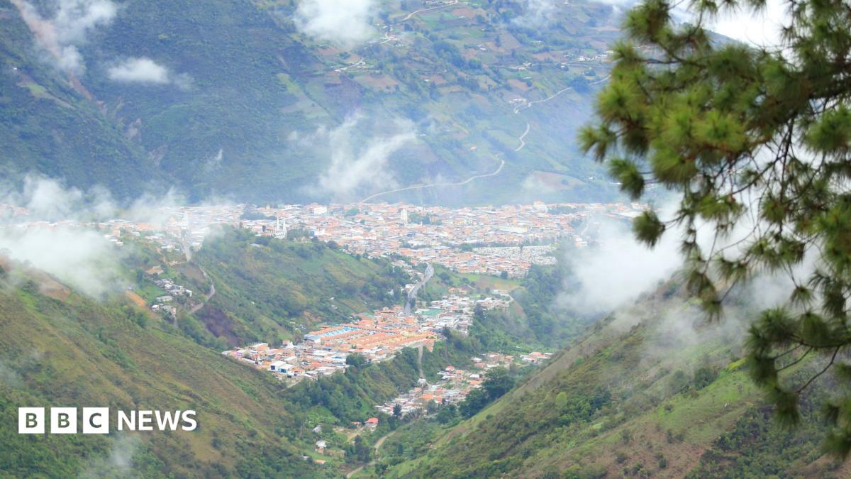 Venezuelans on spiritual mountain retreat reported missing - BBC News