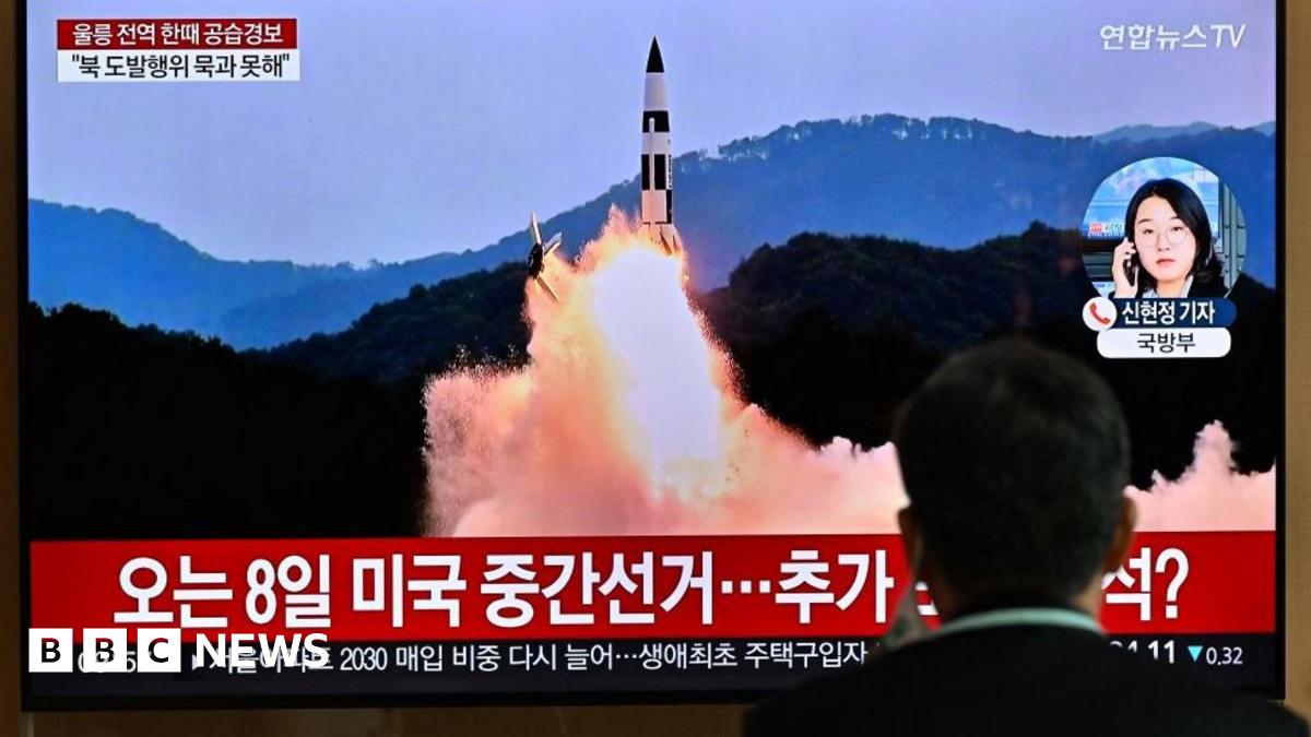 North Korea: Pyongyang fires suspected ICBM - BBC News