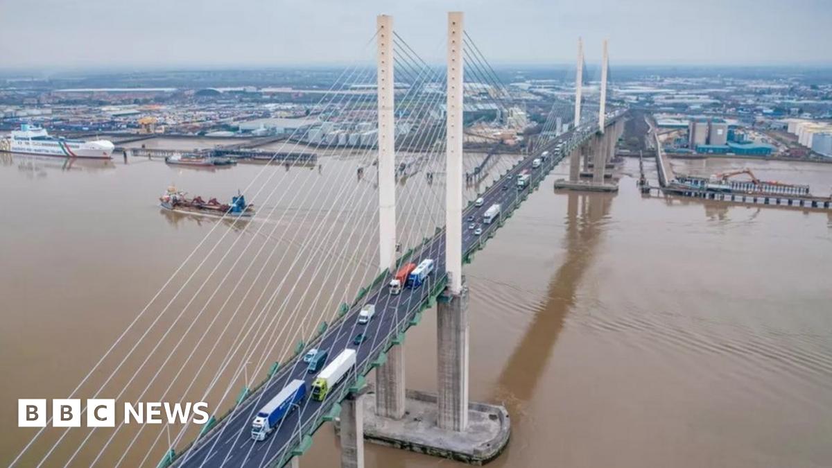 Confusion over new Dartford Crossing payment system - BBC News