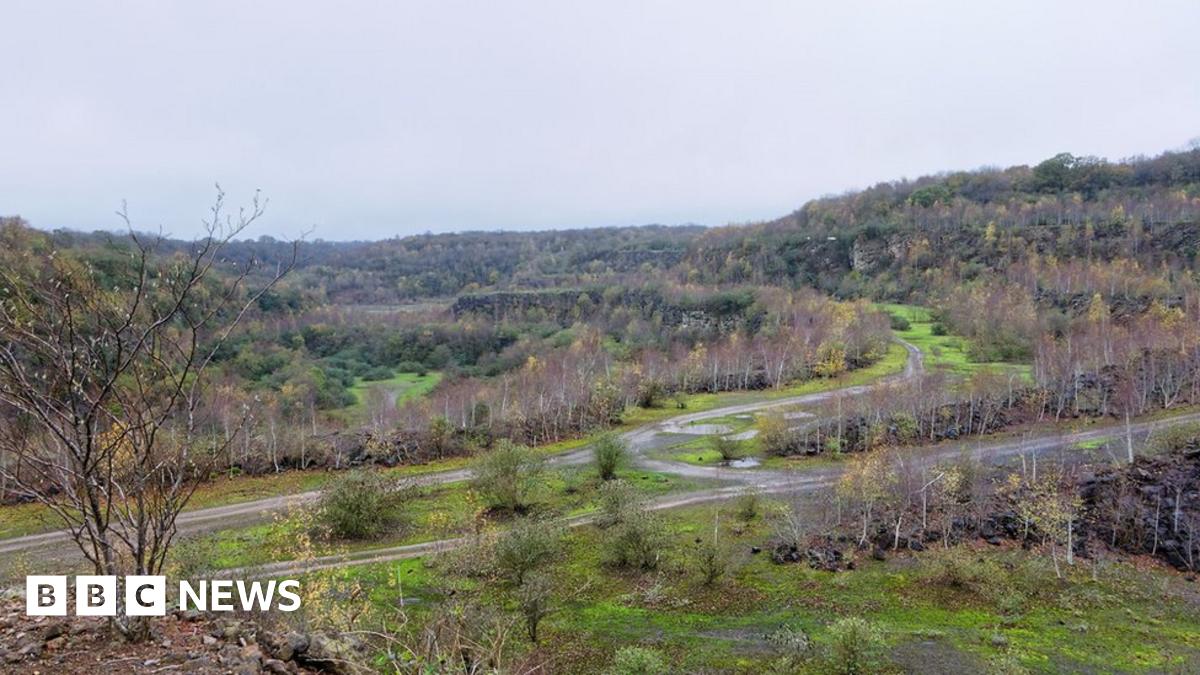 Westdown quarry expansion plan terrifying, residents say - BBC News