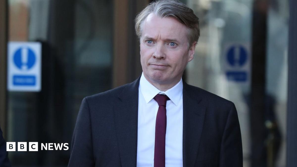 Rangers fraud trial: Jury out in Craig Whyte case - BBC News