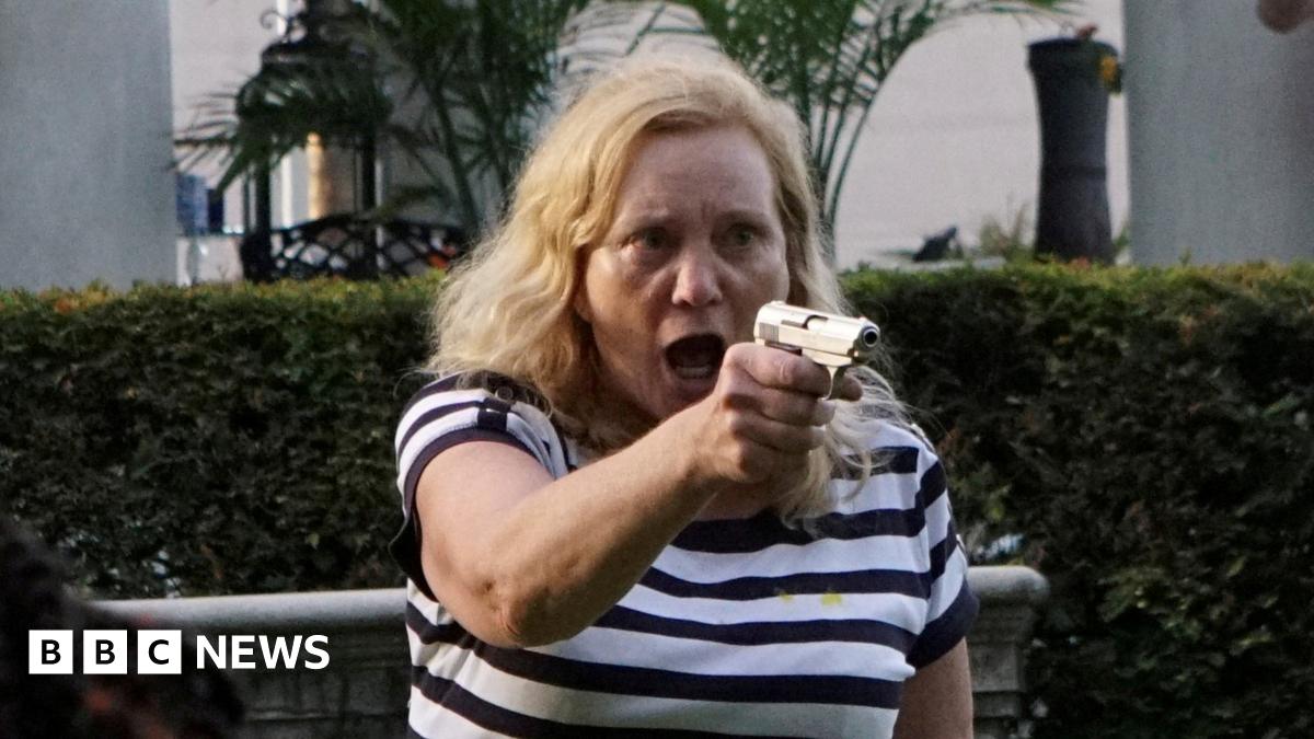 What exactly is a 'Karen' and where did the meme come from? - BBC News