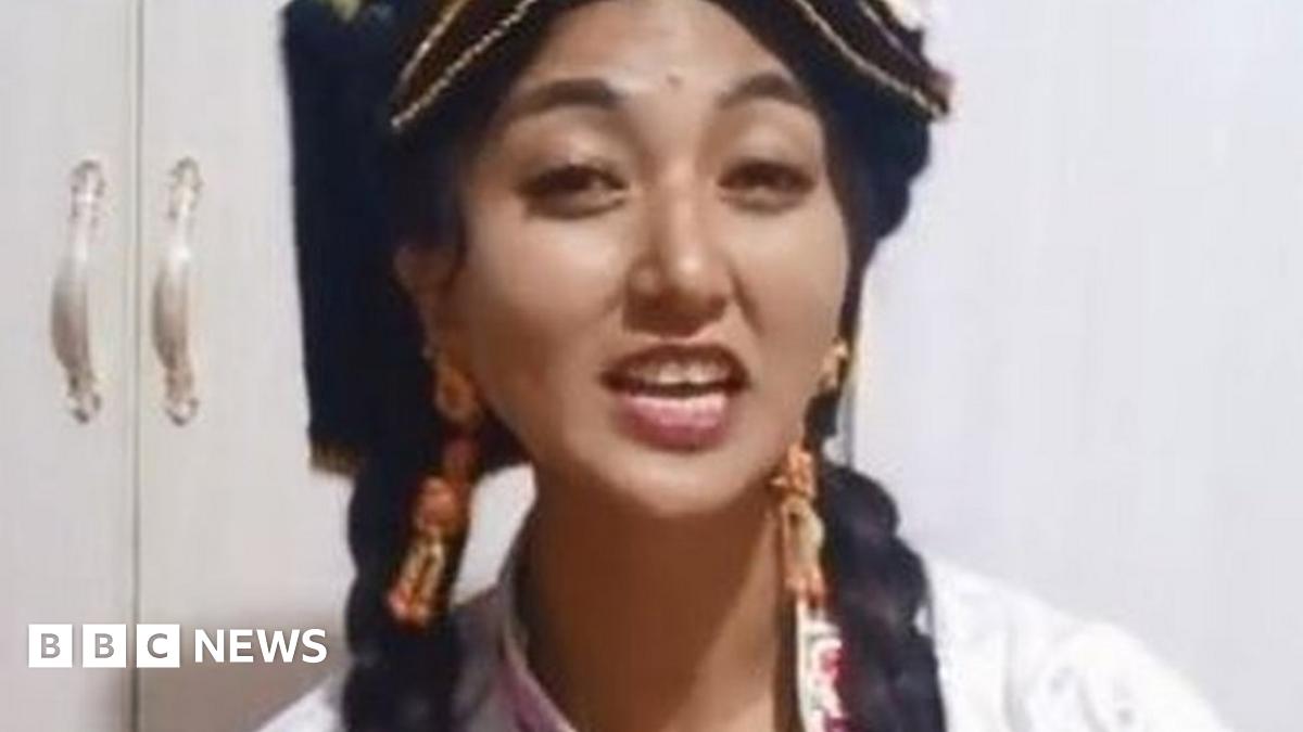 Lamu murder: Death sentence for popular Chinese vlogger's killer - BBC News