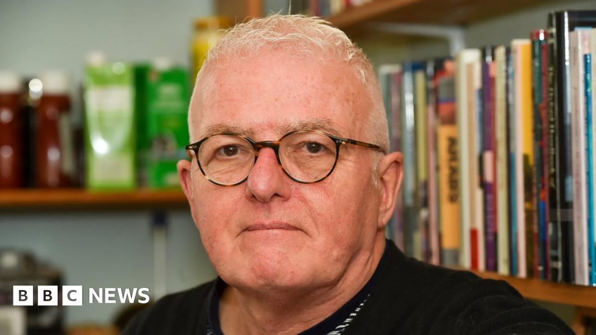 University of Bristol professor's anger at Islamophobia claim - BBC News