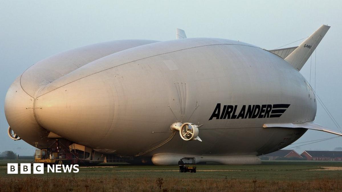 Airlander 10 poised to resume test flights after crash - BBC News
