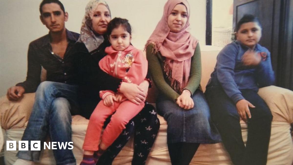 Syrian family in plea to Theresa May for separation law change - BBC News