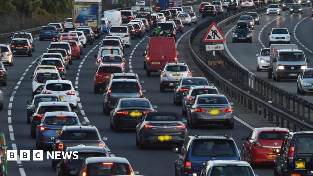 Easter travel 2019: Where to avoid on roads and rail - BBC News