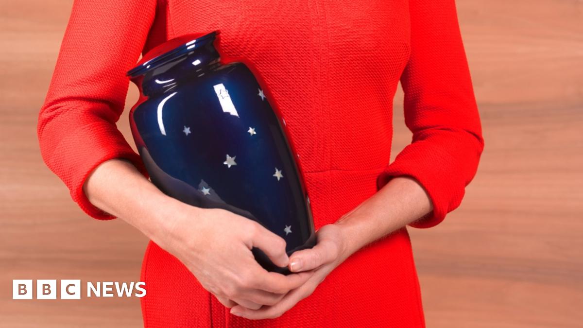 Water cremation: Co-op Funeralcare to be first UK company to offer ...