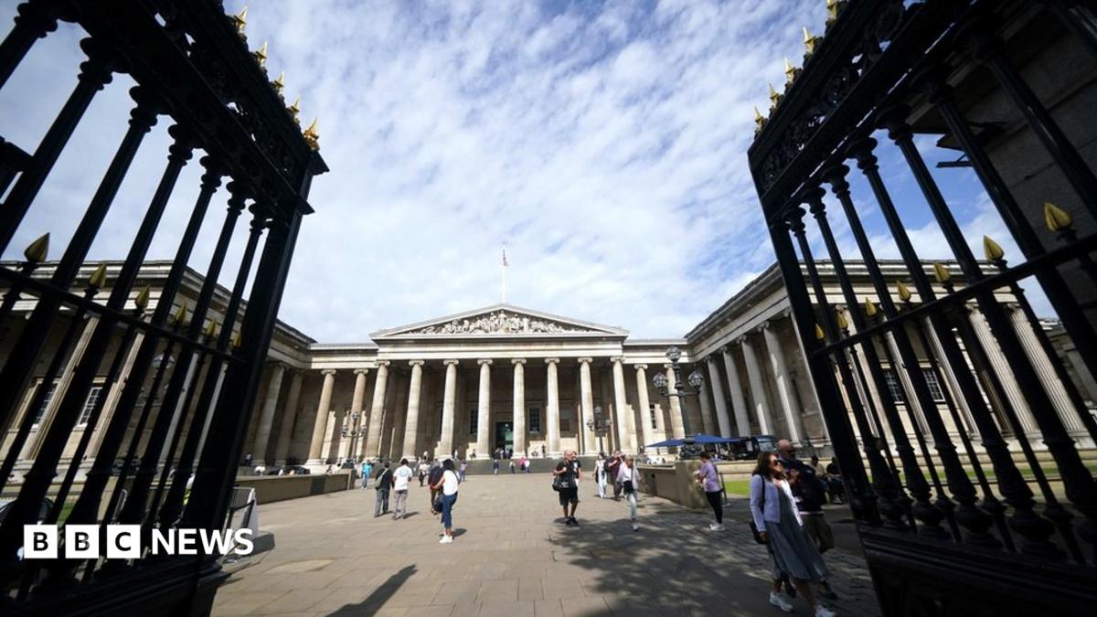 Thief sold stolen gems to at least 45 buyers on eBay, British Museum ...