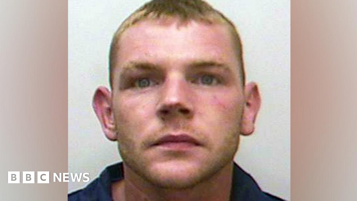 Murderer Stephen Wynne can move to open prison, judge rules - BBC News