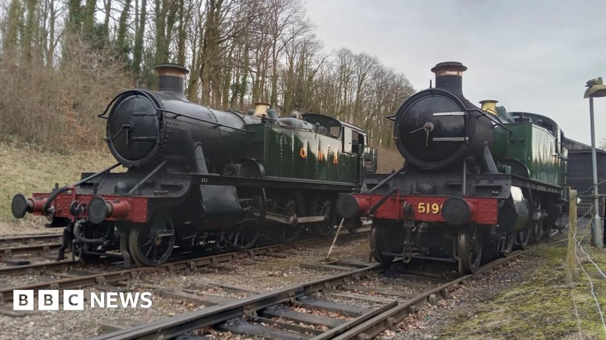 Railway welcomes return of steam engine after 43 years - BBC News