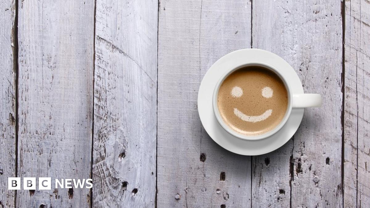 Coffee drinkers live longer - perhaps - BBC News