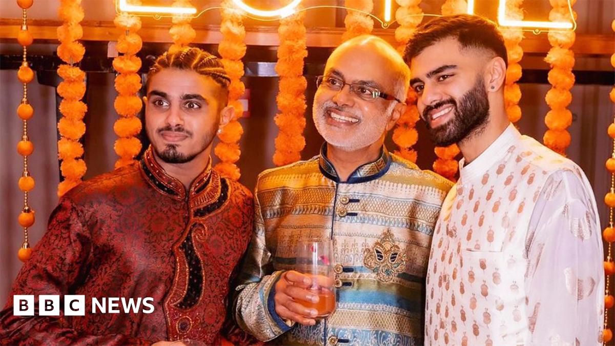 AJ Wavy: From TikTok mashups to a record contract - BBC News