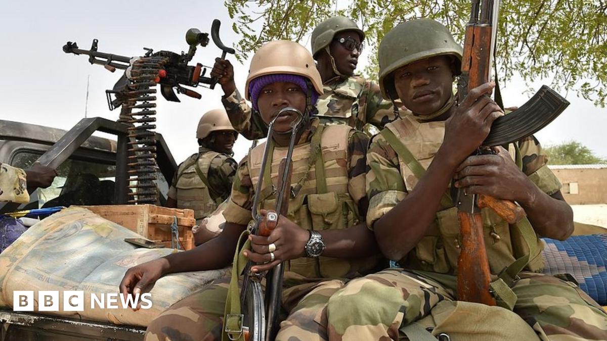 Niger jihadist prison attack 'contained' - BBC News