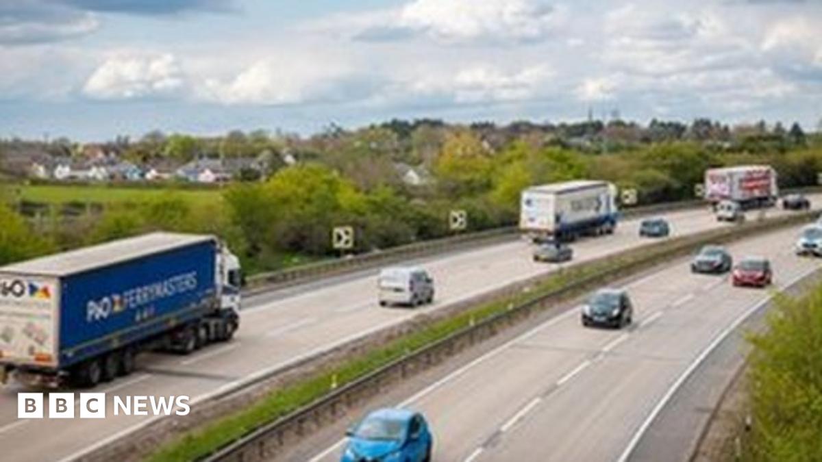 Essex A12 southbound to close for weekend roadworks - BBC News