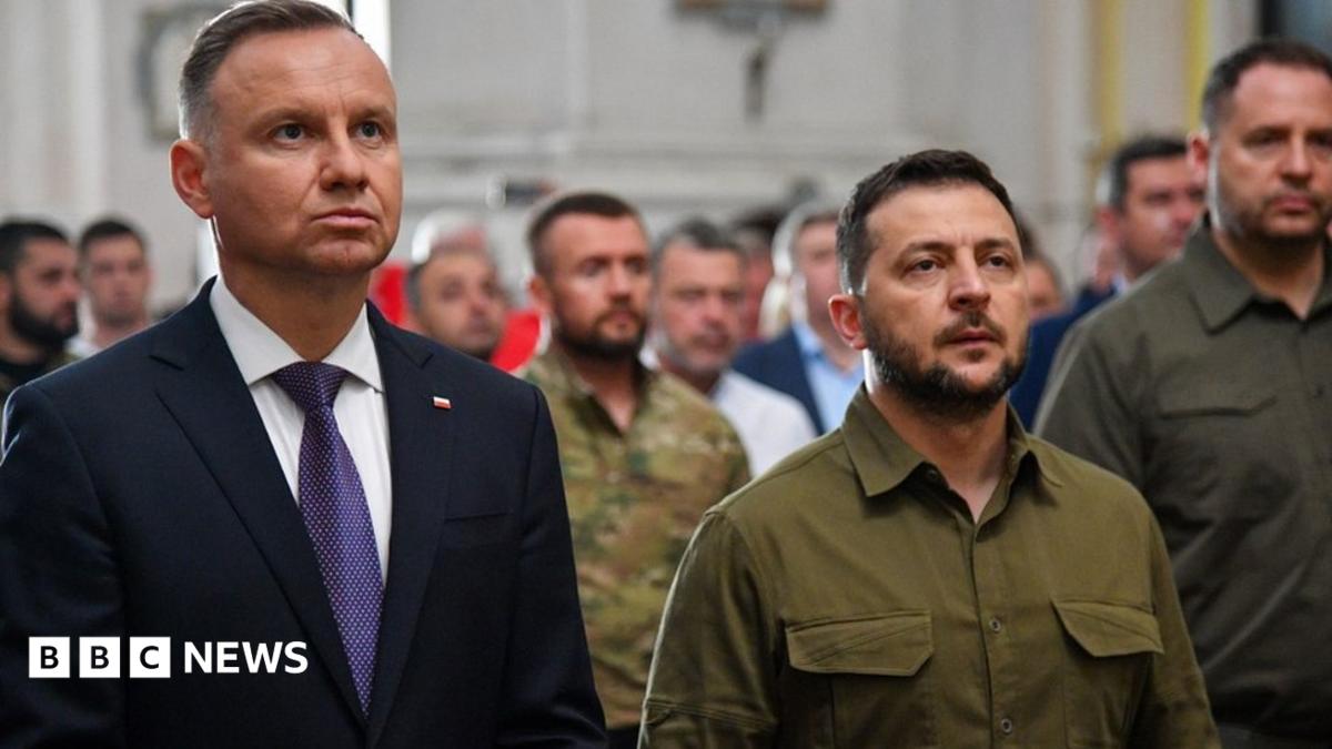 Zelensky honours Poles killed by Ukrainians in WW2 Volhynia massacre ...