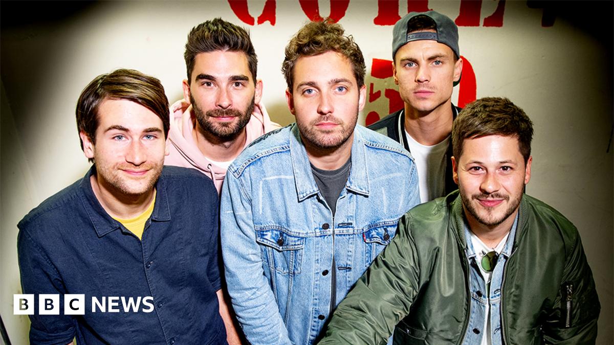 You Me At Six: Emo band to split after 20 years - BBC News